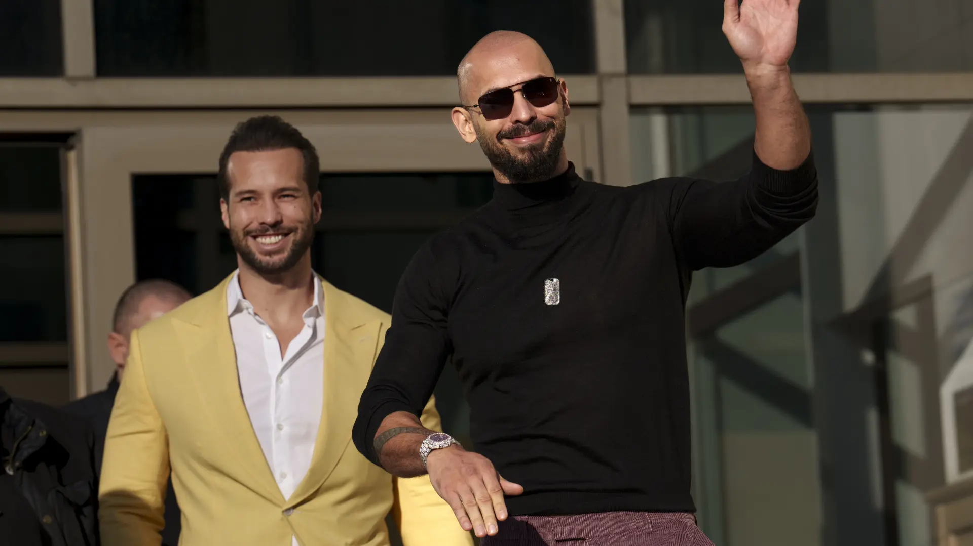 Endru Tejt ponovo pao nisko i razbesneo javnost: Ono što je rekao za Arijanu Grande zgrozilo je sve